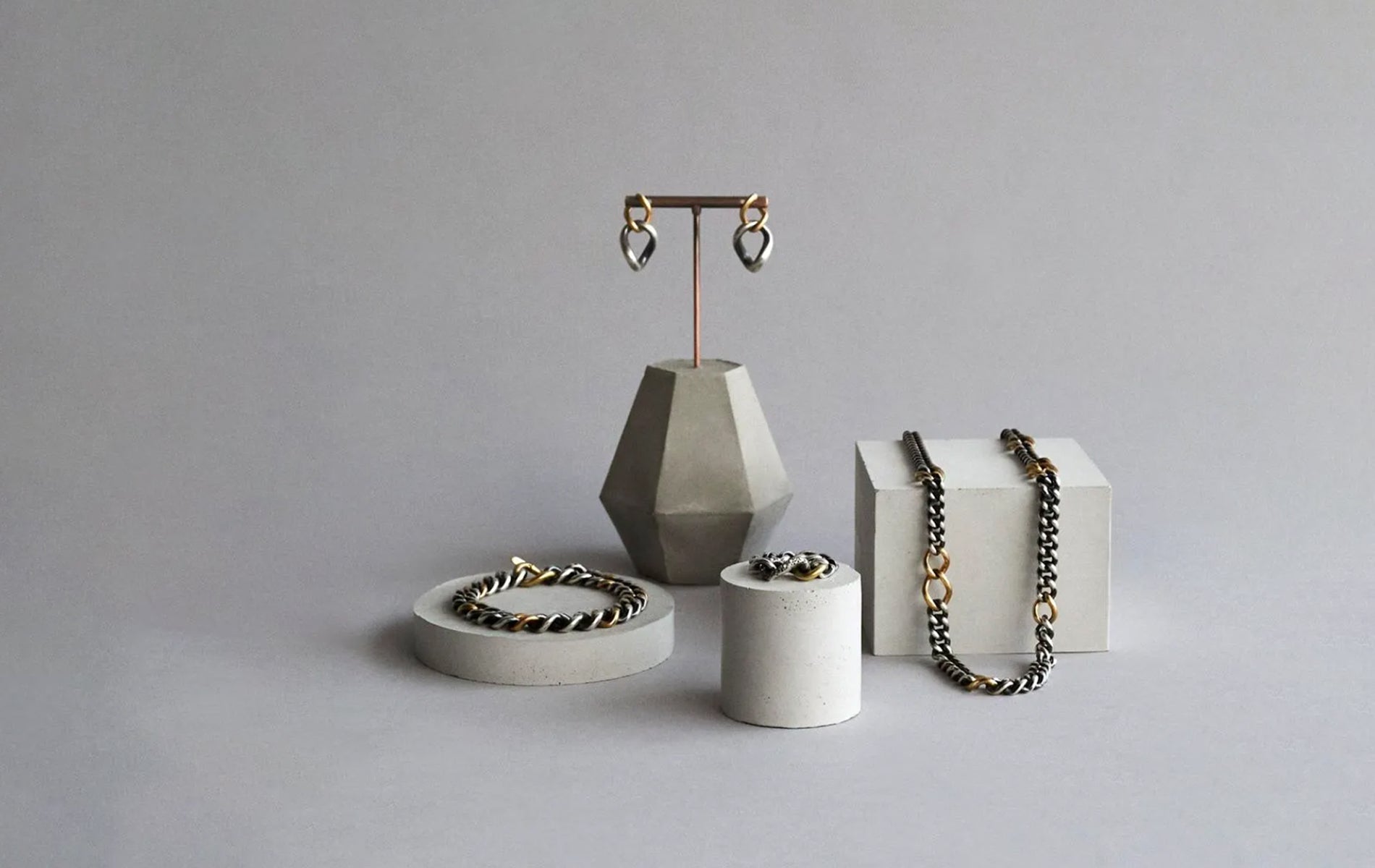 Get to know 'HUM' - ByGeorge